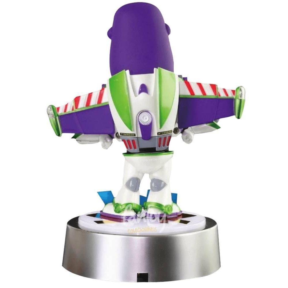 Buzz Lightyerar Toy Story Egg Attack Beast